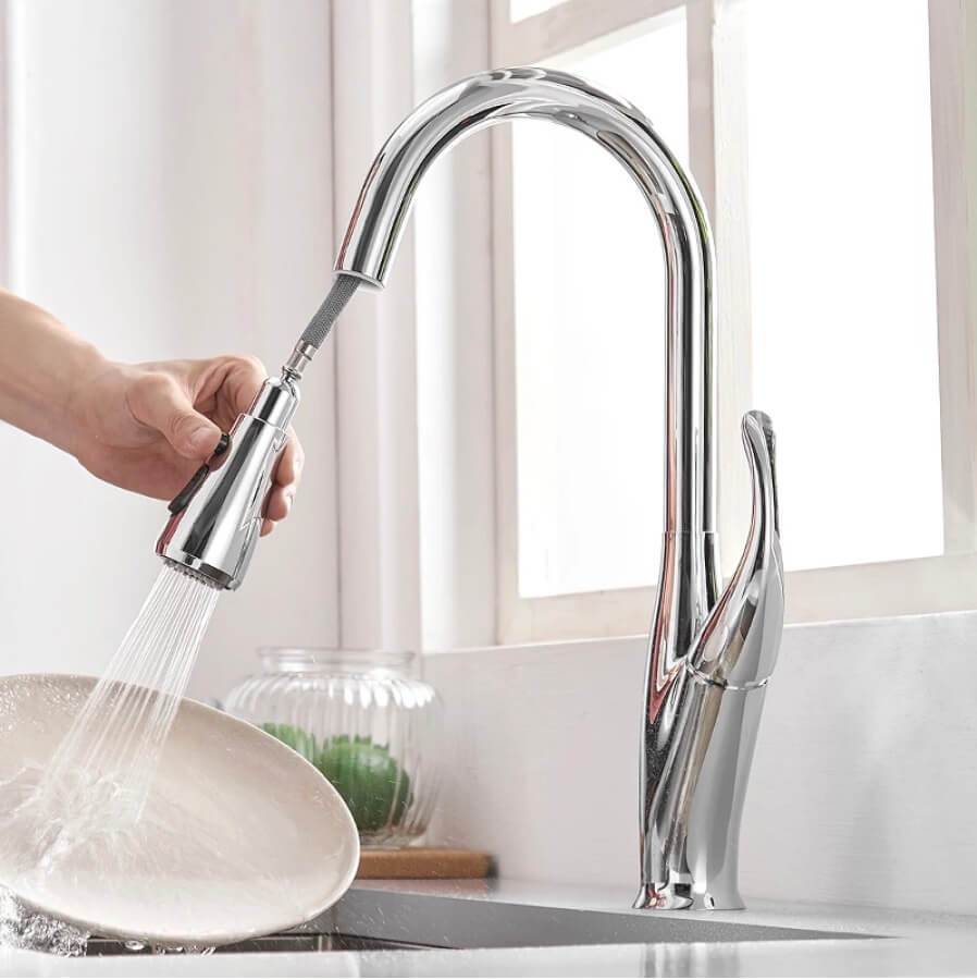 Klassieke keukenkraan met uittrekbare sproeikop CHROOM OMNITAIR